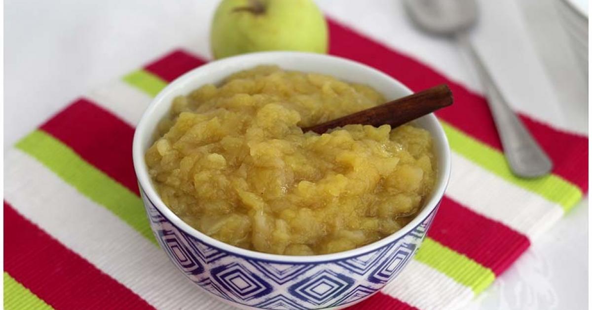 Compota de manzana, receta tradicional muy fácil | Postres Fáciles y Ricos