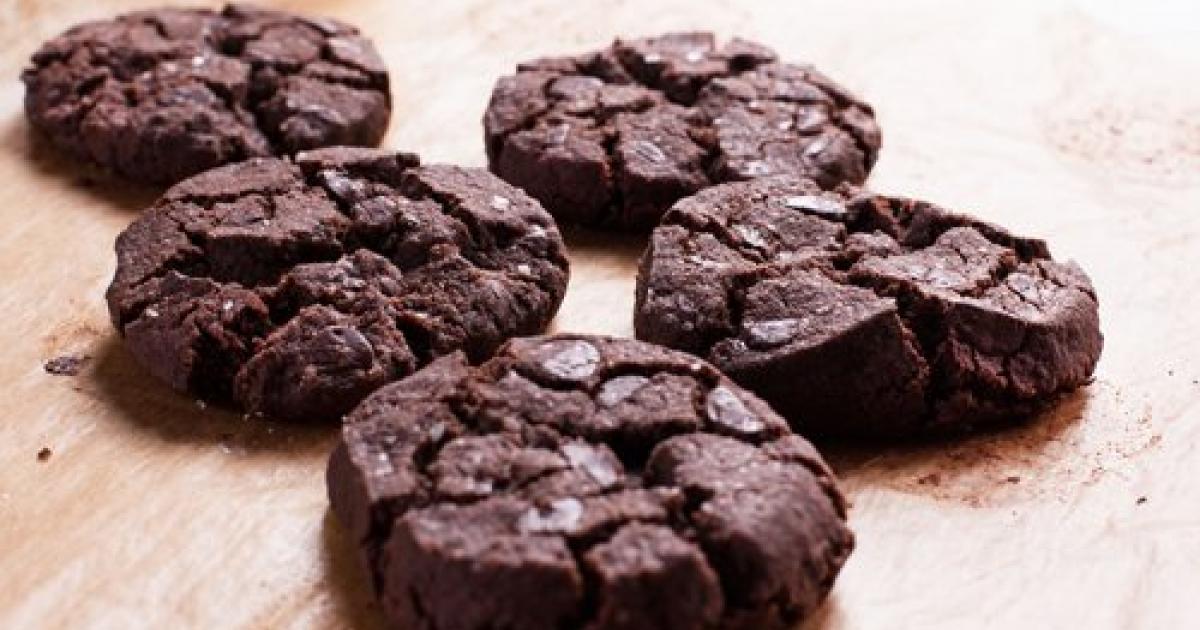 Galletas de chocolate puro | Postres Fáciles y Ricos
