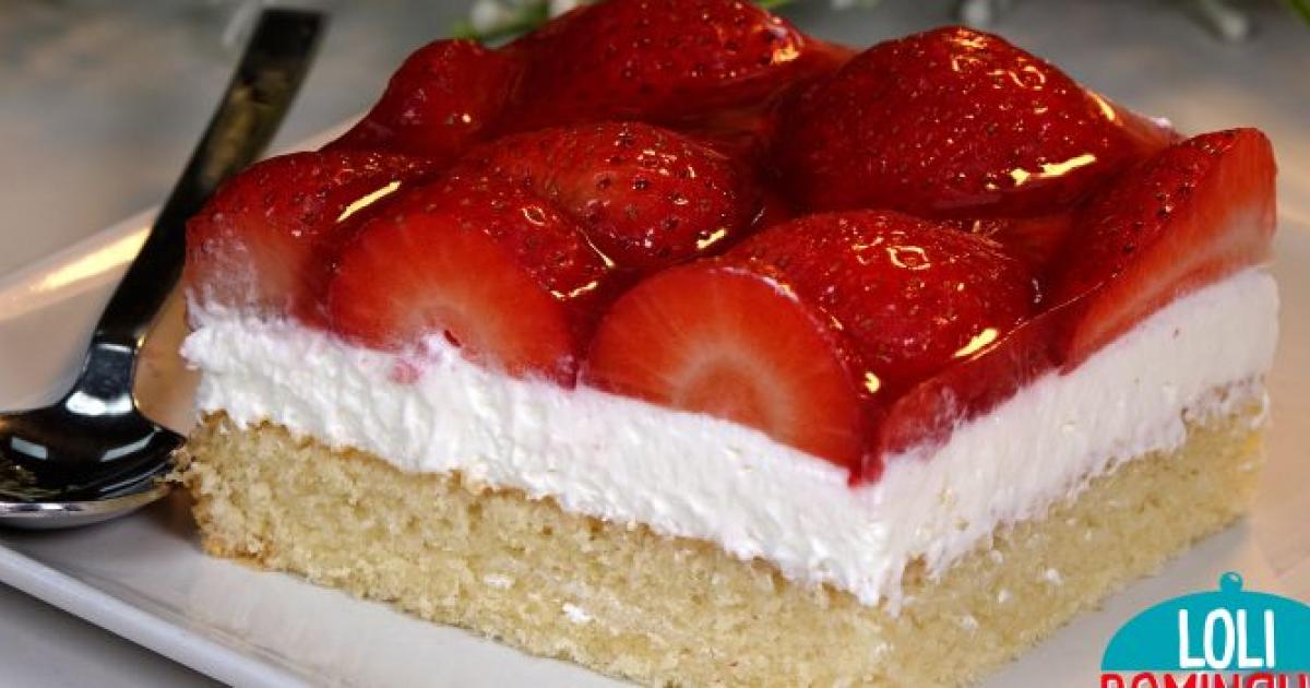 Postre de bizcocho y fresas | Postres Fáciles y Ricos